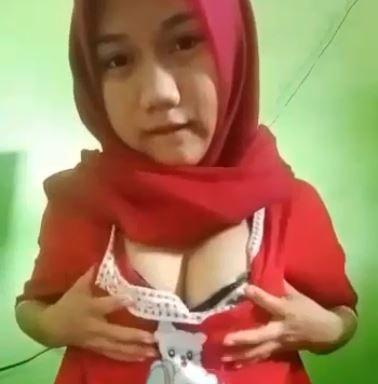 Bokep Indo Cewek Cantik Jilbab Merah Masturbasi - Bacol - Kumpulan video bacol twitter viral ...