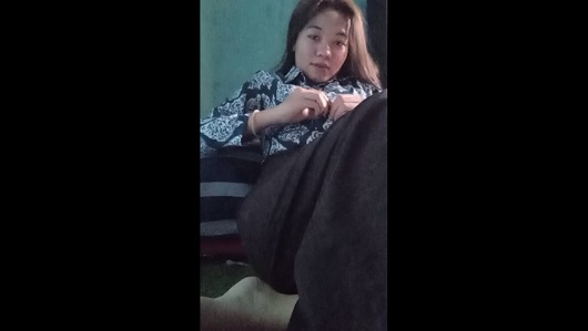 Video Cewek SMA Masih Pakai Baju Batik Sekolah Viral indo